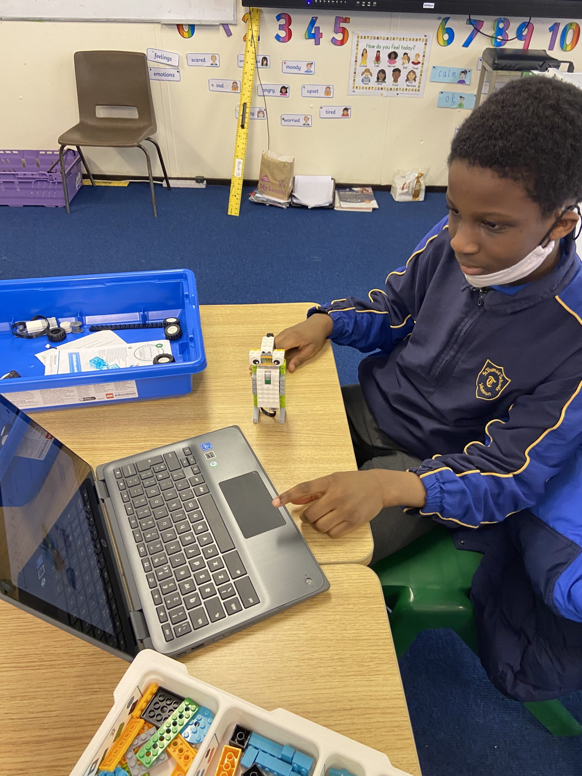 Making Lego Robots in 6th Class – St. Thomas' S.N.S.